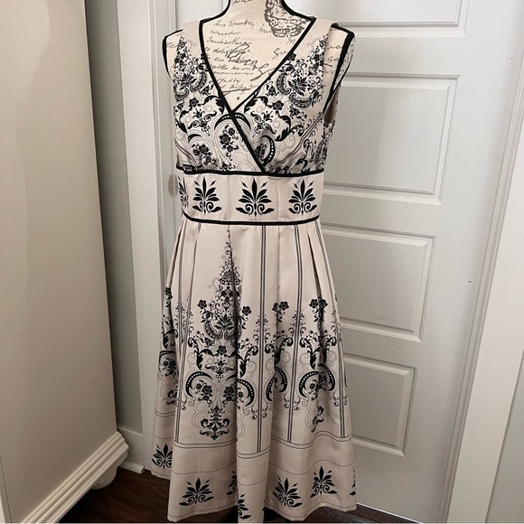 madison leigh | Dresses | Madison Leigh Classic Cream And Black Dress ...
